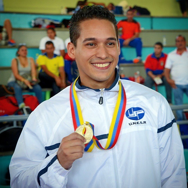 Entrevista con Cleiver Casanova /Interview with Cleiver Casanova ...