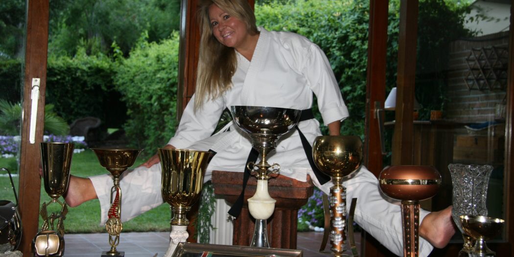 Mujer y Karate:Una española con el mayor grado de kárate del mundo ...