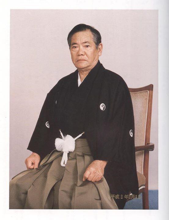 Historia: Shinpo Matayoshi (1921-1997) | KARATE y algo más ...